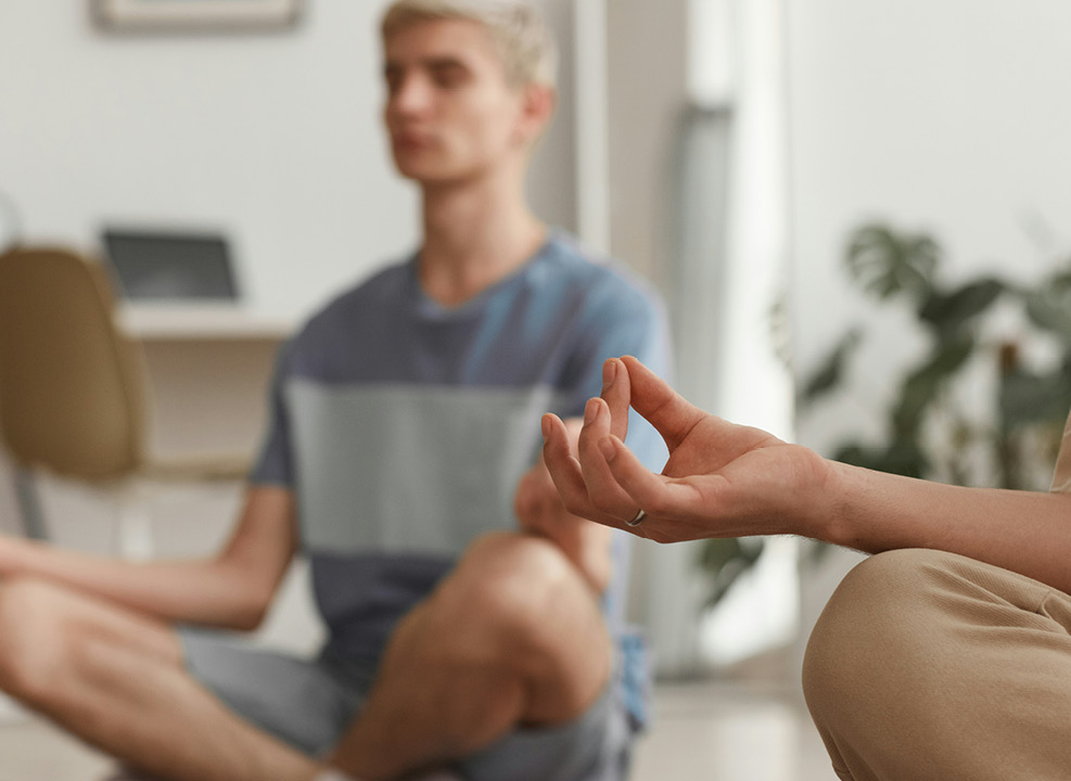 Yoga Outfits: Do's and Don'ts - Crunch