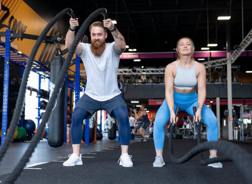 Should I Get A Personal Trainer Or Train Myself? - Crunch