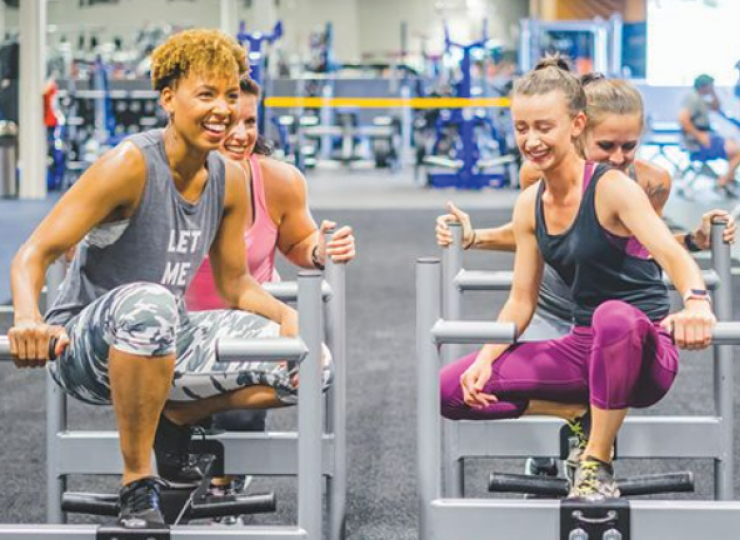 Battle HIIT Out - Crunch